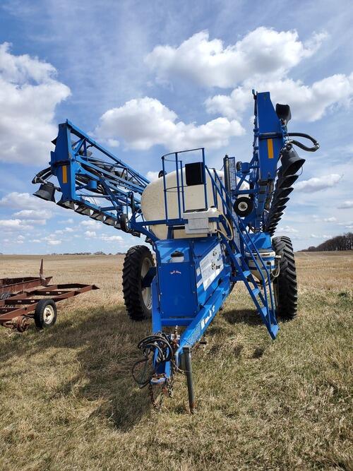 Brandt SB4000 pull type sprayer | Minot, ND