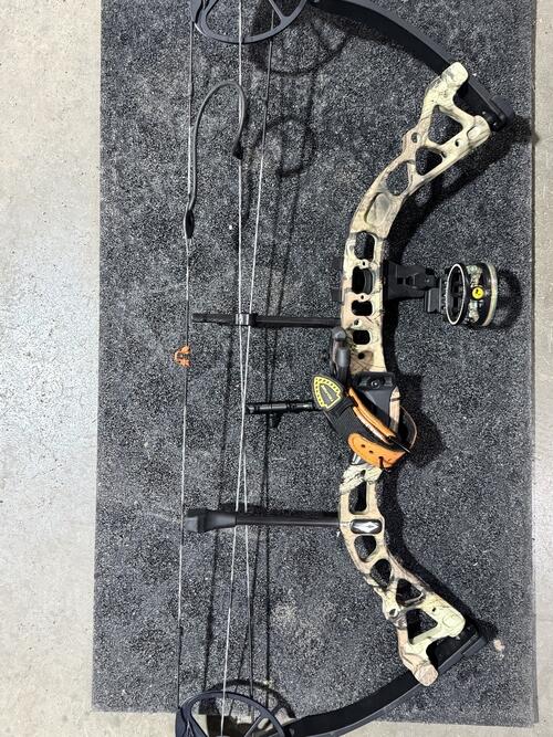 Diamond Archery Infinite Edge Left hand Bow | Bismarck, ND