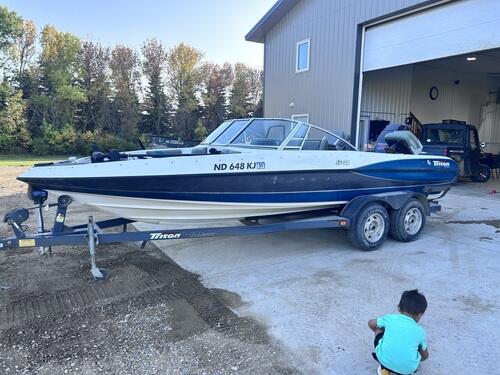 1998 triton fs21 boat | Rugby, ND