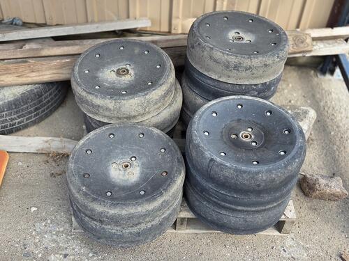 I have 12 used planter gauge wheels make an offer | Linton, ND