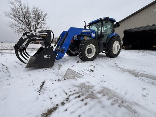 2011 NH T6070 Plus 140hp with loader | Mina, SD