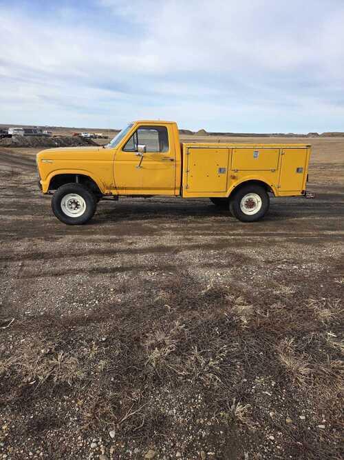 1985 Ford F250 XL 4x4 | Hoven, SD
