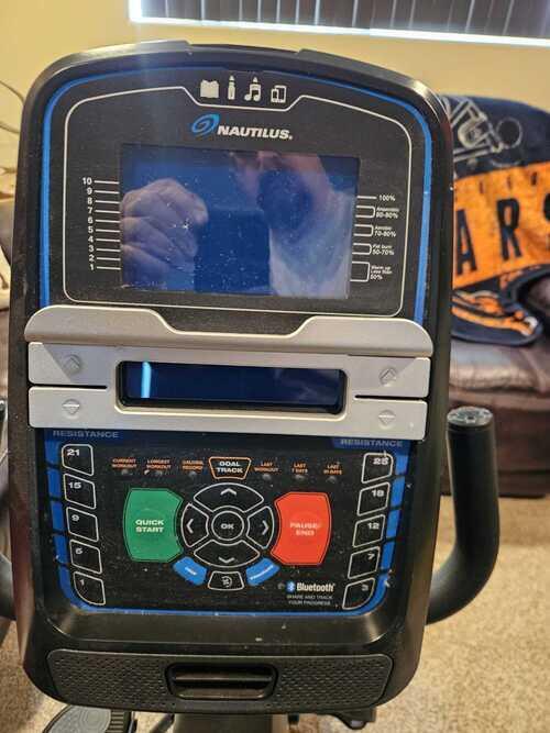 Recumbent bike. Like new. Used only a few times. $350. Thats less than half of a n | Bismarck, ND