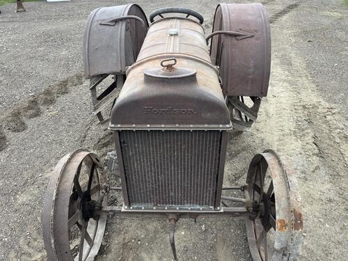 1920 fordson tractor | Bismarck, ND