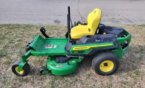 2023 John Deere Z315E zero-turn mower w/bagger 14.8 hours | Oakes, ND
