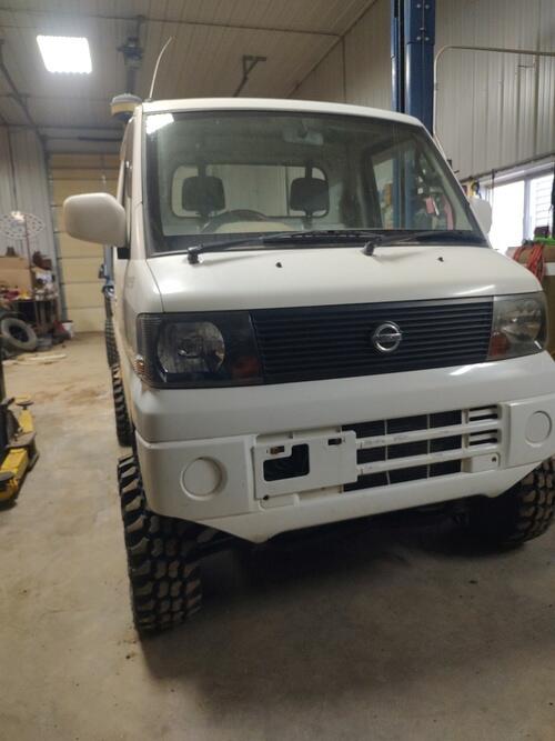 2005 Nissan mini truck fuel injected nothing wrong with works good I ...