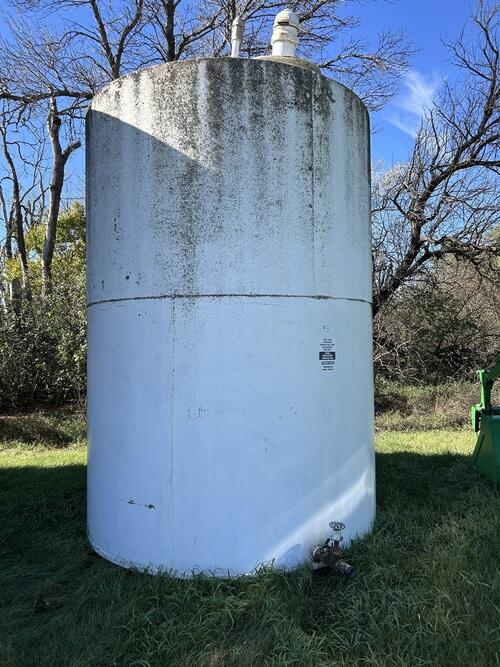 Fuel Tank 4000 gal | Elgin, ND