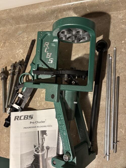 RCBS pro chucker 5 progressive reloading press. Never actually used and ...