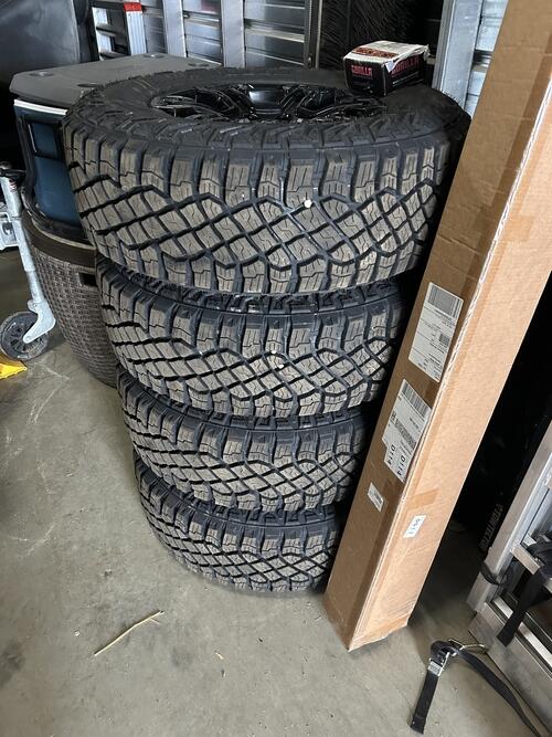 2026 Chevy zr2 tires and rims stems but no sensors with lug nuts ,275 ...