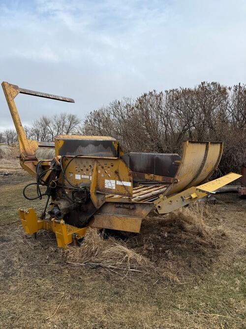 Haybuster 256 processor | Maddock, ND