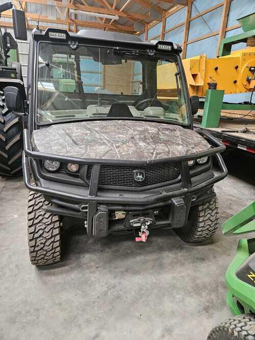 2023 John Deere Gator XUV835R | Dunn Center, ND