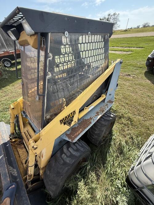 1996 Mahto Skid Steer (does not have engine.) | Oakes, ND