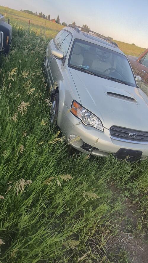 For sale 06 subaru outback | Bowman, ND