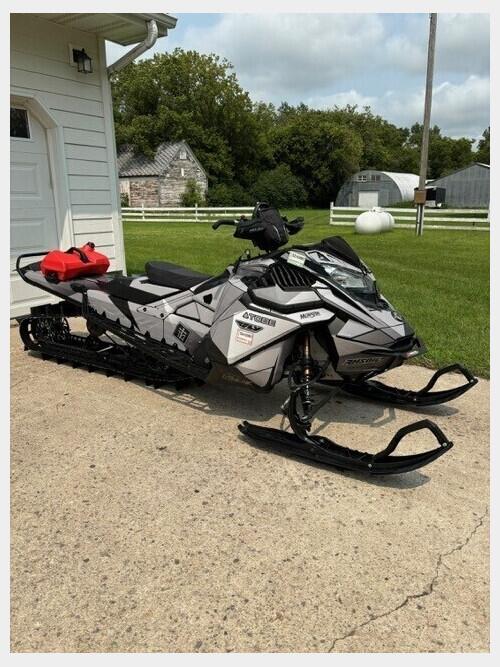 2021 Skidoo summit expert 165 850 turbo with shot. | Breckenridge, MN