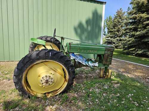 Update...5 of the 7 tractors run the other 2 are for parts. Antique ...