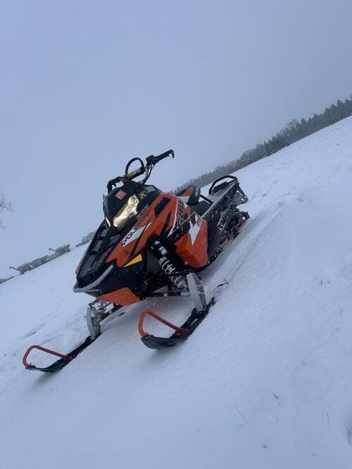 2015 Polaris rmk 800 155 track and electric start | Fessenden, ND