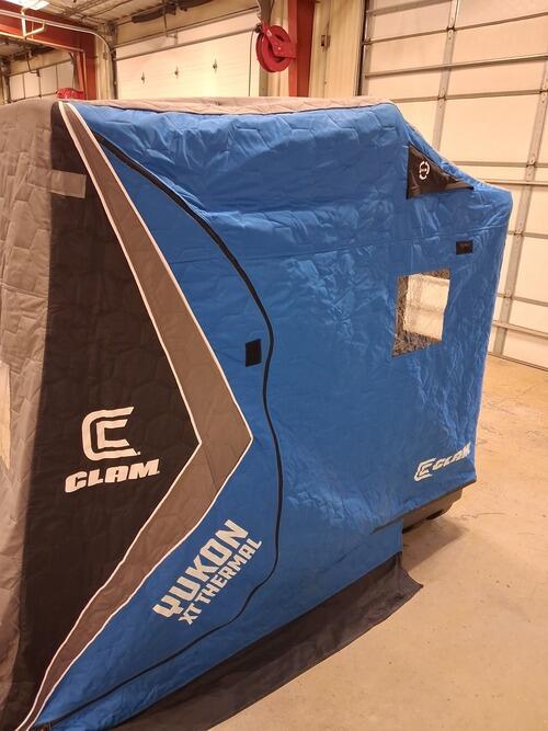 Clam outdoors Yukon XT Thermal hub ice shelter,has removable chairs and ...