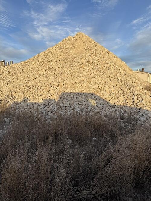Lime rock 2 to 4 inch (white rock) | Sidney, MT