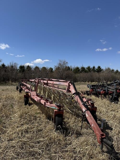 Sitrex v-rake | Bowdon, ND