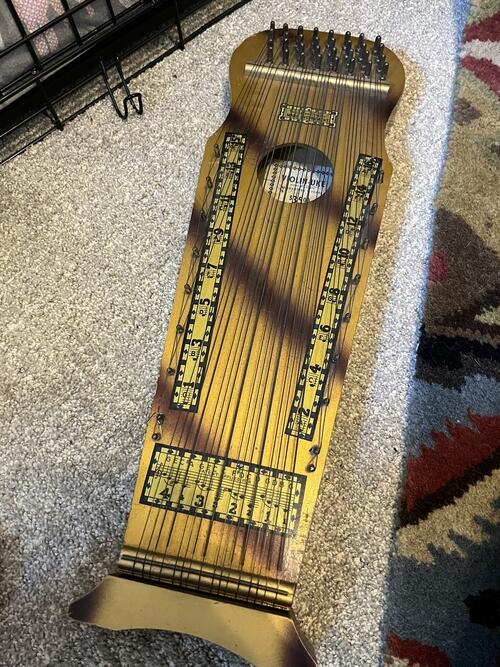 Marxochime Violin Uke with case and music | Bismarck, ND