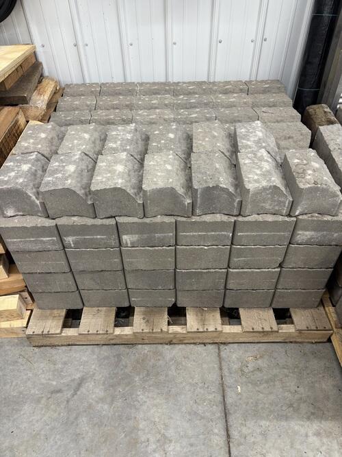 4-3/4x8x6 curb edger blocks PRICE DROP | Lincoln, ND