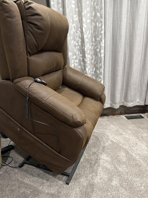 Ashley Furniture Electric Lift Chair | Velva, ND