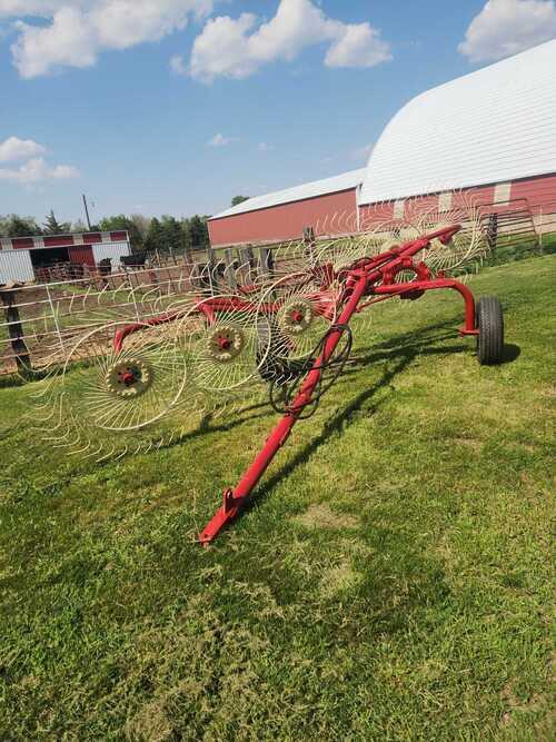 FS 6 wheel rake recondition New wheels,ready to go, can deliver ...