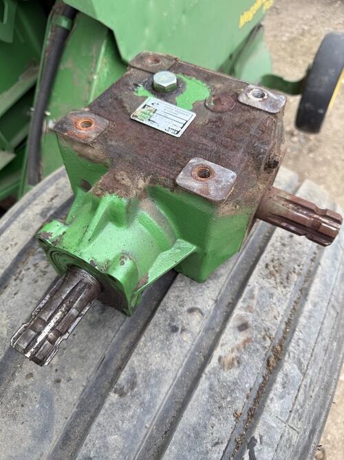 John Deere 568 Gearbox | Butte, ND