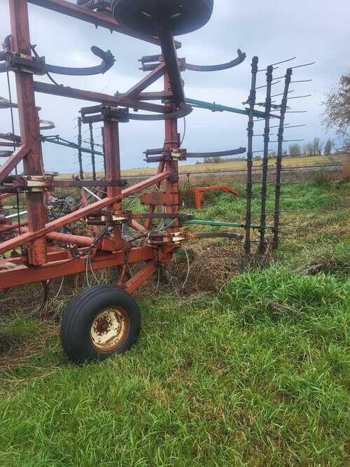 For sale a number 55 chisel plow 22 ft wide with herman harrow asking ...