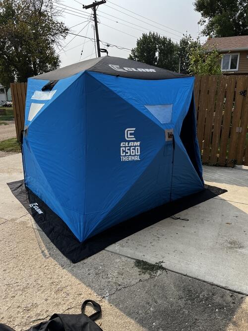 Clam c560. Great shape. No rips. Zippers all work. Anchors and clam ...