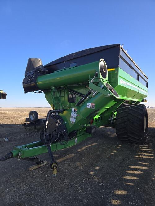 Brent 1396 Grain Cart. Digital 510 scale with printer. Cameras. 1 ...