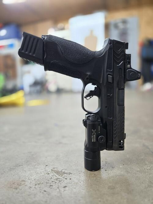 Smith &wesson m&p 2.0 carry comp metal frame performance | Dickinson, ND