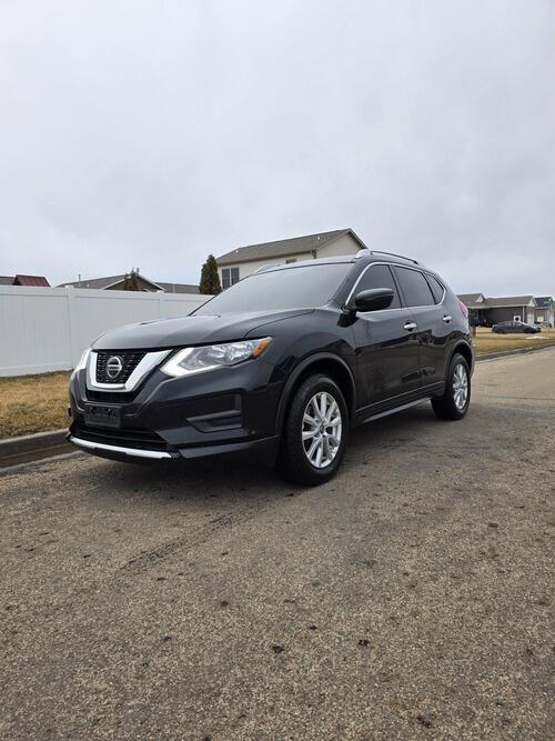 2018 nissan rogue sv | Bismarck, ND