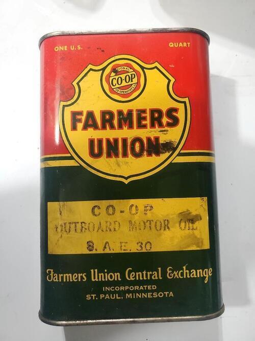 one quart Farmers Union oil SAE 30 Out Board Motor oil. Full of oil ...