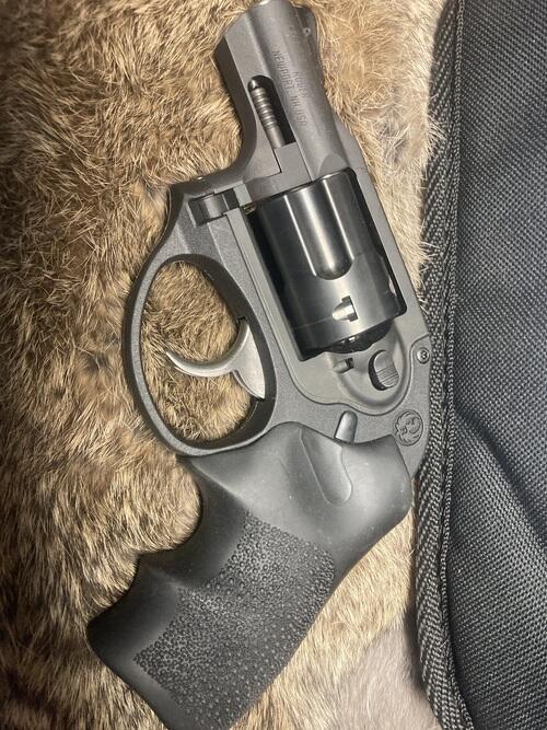 Ruger LCR 357 mag 5 rd cylinder comes with soft case new in box ...