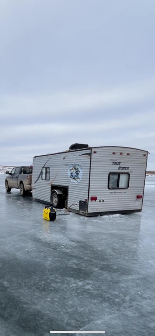 8x16 8 hole 2015 ice house title on hand new propane tanks and ...