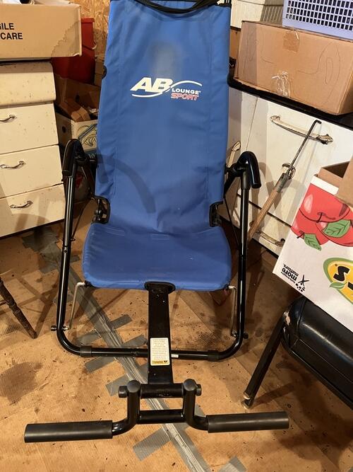 Exercise ab lounger in good condition | Mandan, ND