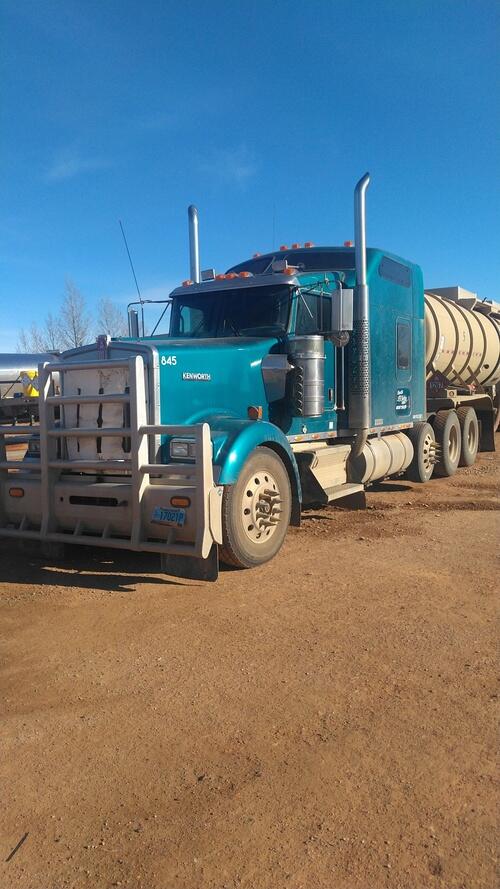 2007 Kenworth W900L | Dickinson, ND