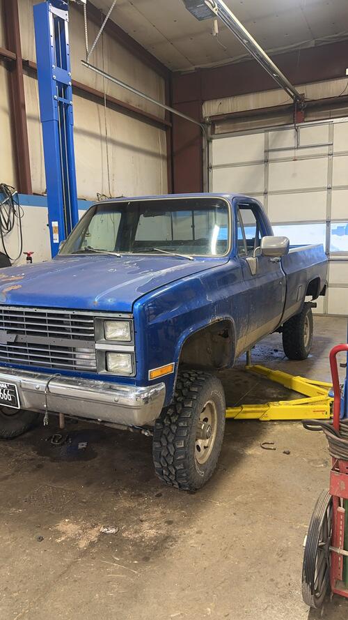 1983 Chevy k10 . Runs great and shifts good . Has a 350 sbc . Brand new ...