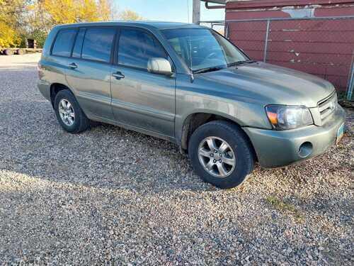 2004 toyota highlander awd decent tires, all new struts, new trans ...