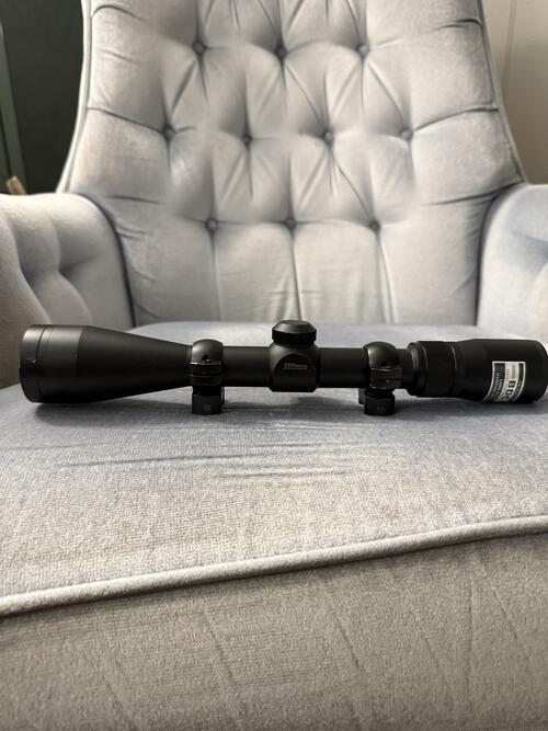 Nikon Prostaff 3-9x40 rifle scope with BDC 200 reticle (comes with ...