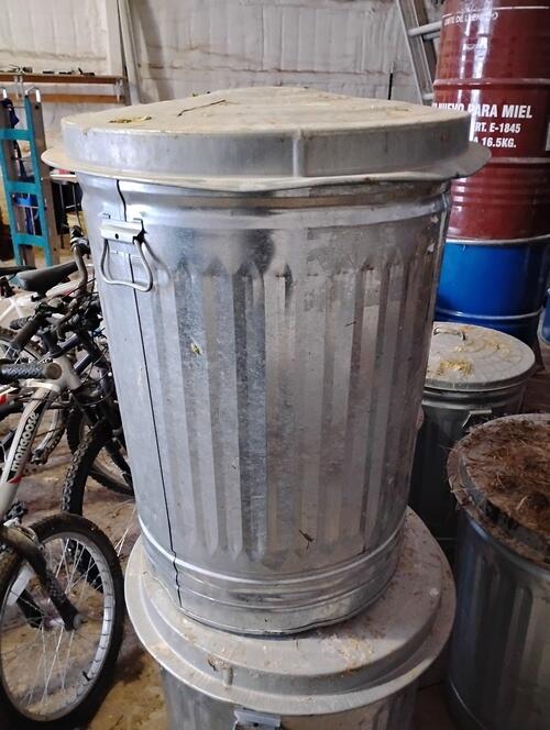 All metal trash cans | Thief River Falls, MN