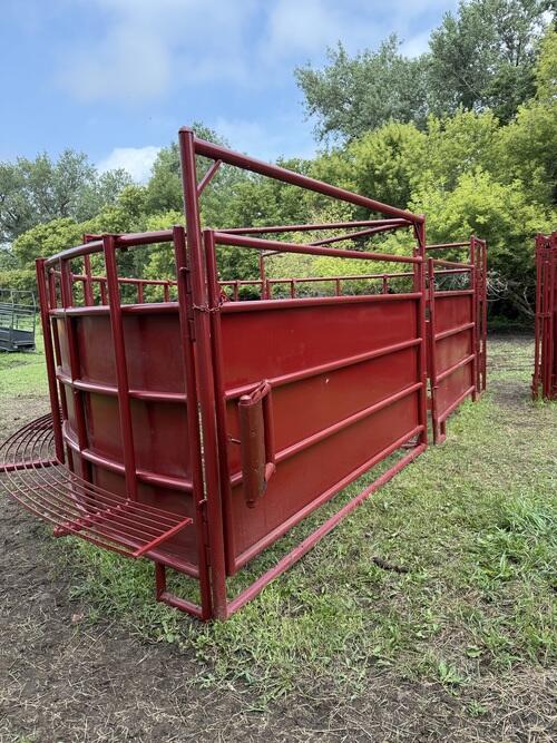 20 ft Cattle sweep tub, 180 degree/half circle, 10' radius, 7' tall ...