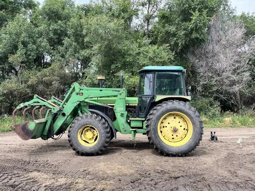 3255 John Deere all most new tires two hydraulics four-wheel-drive ...