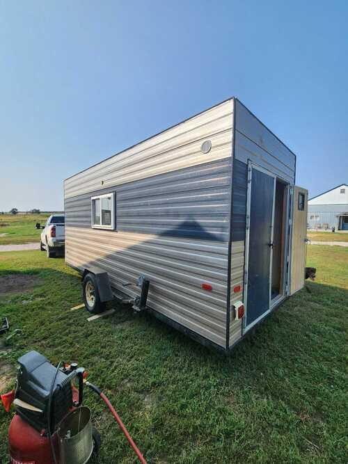 Homemade ice shack. Built well with a metal frame on the bottom. 2 ...