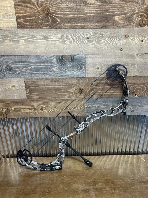 NEW 2025 Obsession HB33 compound bow. | Kenmare, ND