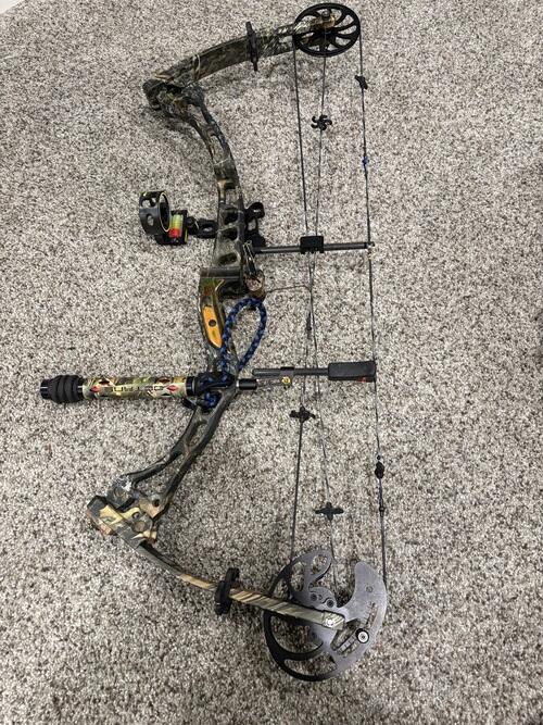 Diamond black ice compound bow. | Sioux Falls, SD