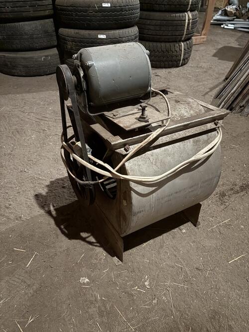 Furnace squirrel cage with electric motor and another electric motor ...