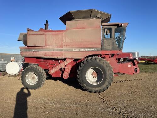 1688 CIH Combine, Trimble GPS and EZ Steer, rock trap, chopper, lots of ...