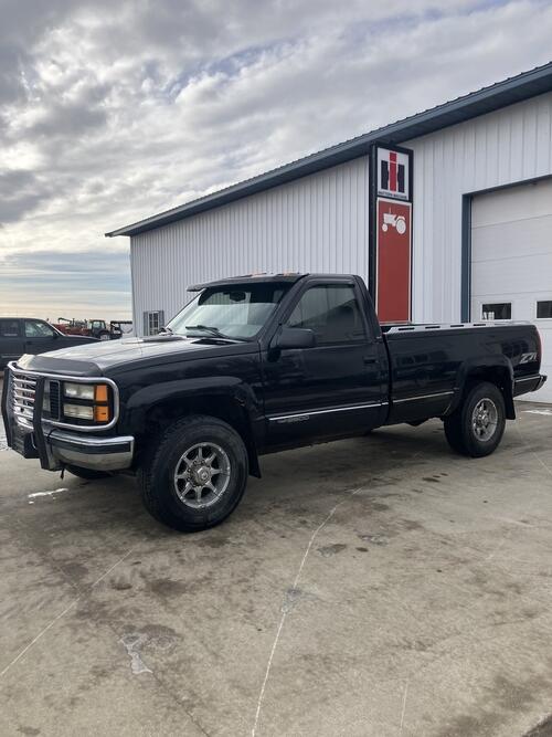 1999 GMC 2500 6.5 Turbo Diesel | Strasburg, ND